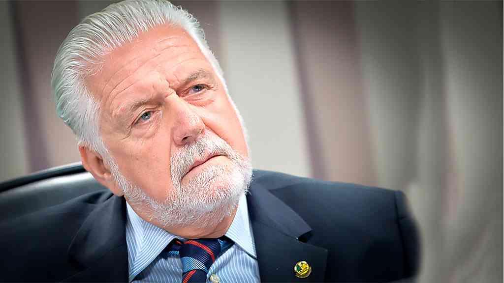 CdB | Wagner se mantém líder do governo após operação da PF